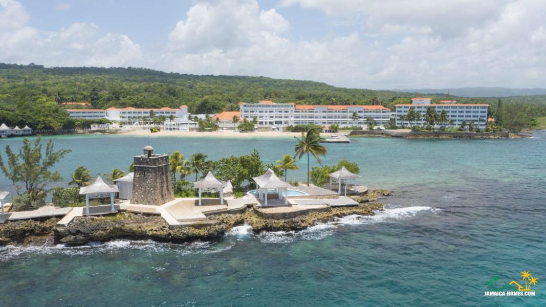Tower Isle - Jamaica Homes
